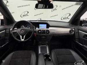 Black Mercedes-Benz GLK 220 2012 in Vilnius, with an engine capacity of 2.14 L and mileage of 303 thousand km for 7500 €, photo 5 on AUTOMOTO.COM.LV