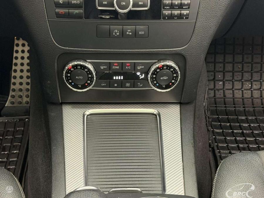 Black Mercedes-Benz GLK 220 2012 in Vilnius, with an engine capacity of 2.14 L and mileage of 303 thousand km for 7500 €, photo 19 on AUTOMOTO.COM.LV