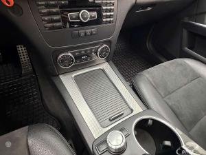 Black Mercedes-Benz GLK 220 2012 in Vilnius, with an engine capacity of 2.14 L and mileage of 303 thousand km for 7500 €, photo 27 on AUTOMOTO.COM.LV