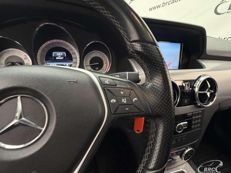 Black Mercedes-Benz GLK 220 2012 in Vilnius, with an engine capacity of 2.14 L and mileage of 303 thousand km for 7500 €, photo 30 on AUTOMOTO.COM.LV