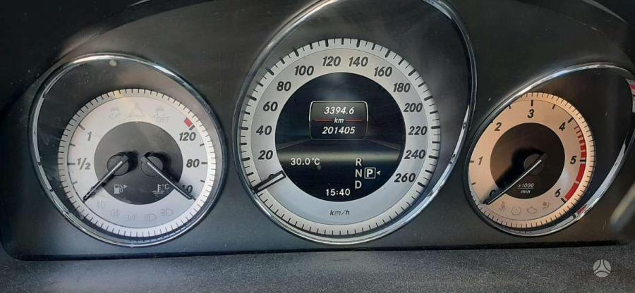 Melns Mercedes-Benz GLK 220 2012 Šauļi, ar dzinēja tilpumu 2.14 L un nobraukumu 201 tūkst. km par 8200 €, foto 12 vietnē AUTOMOTO.COM.LV