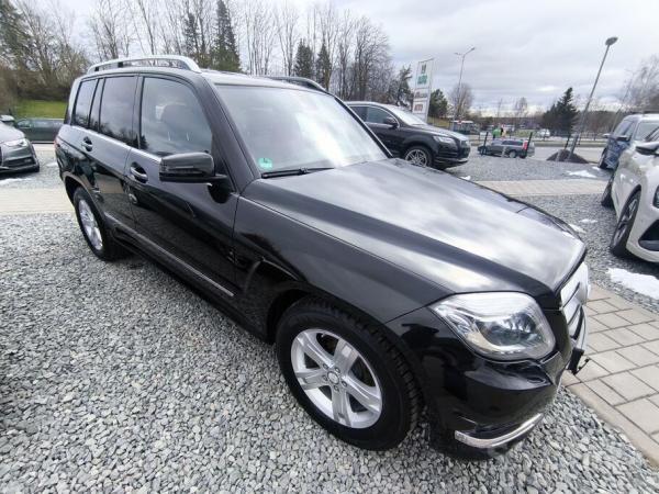 Melns Mercedes-Benz GLK 220 2013 Tukums, ar dzinēja tilpumu 2.20 L un nobraukumu 300 tūkst. km par 11990 €, foto 3 vietnē AUTOMOTO.COM.LV