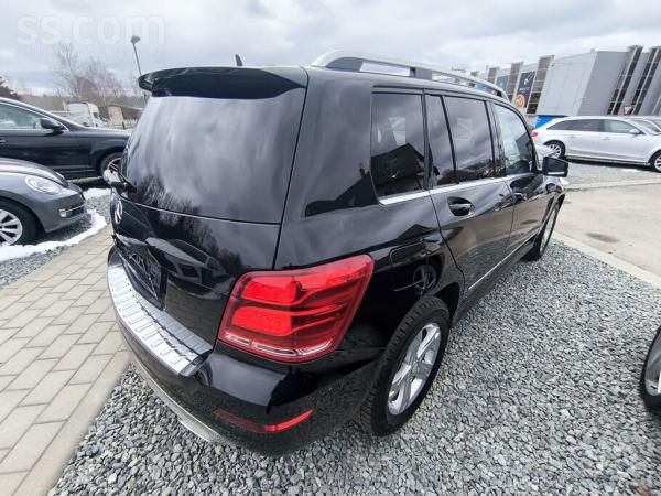 Melns Mercedes-Benz GLK 220 2013 Tukums, ar dzinēja tilpumu 2.20 L un nobraukumu 300 tūkst. km par 11990 €, foto 8 vietnē AUTOMOTO.COM.LV