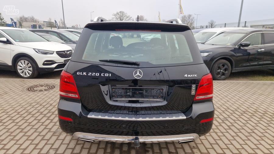 Black Mercedes-Benz GLK 220 2013 in Marijampole, with an engine capacity of 2.10 L and mileage of 233 thousand km for 10650 €, photo 8 on AUTOMOTO.COM.LV