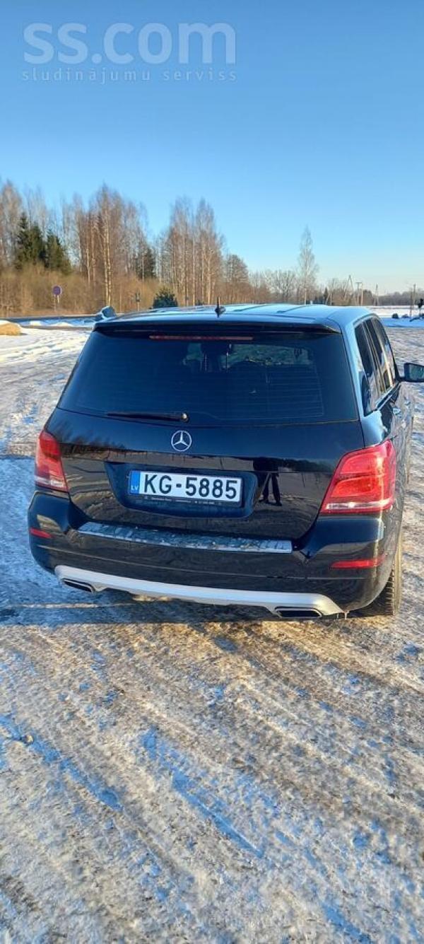 Black Mercedes-Benz GLK 220 2013 in Riga, with an engine capacity of 2.20 L and mileage of 178 thousand km for 14750 €, photo 5 on AUTOMOTO.COM.LV
