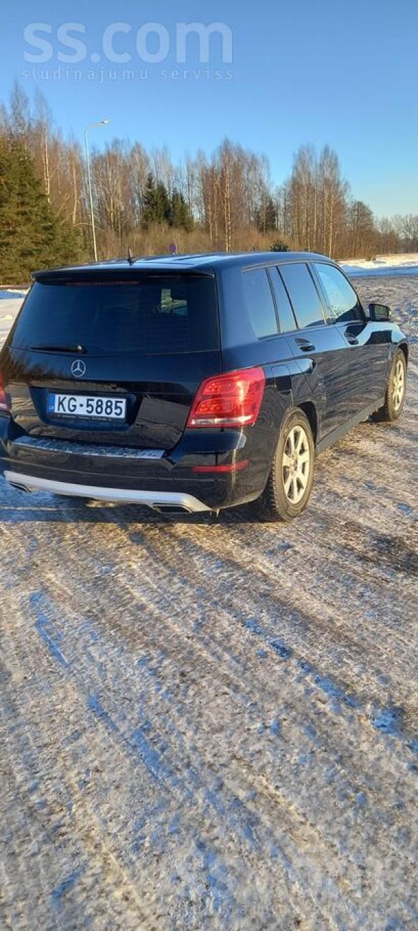 Black Mercedes-Benz GLK 220 2013 in Riga, with an engine capacity of 2.20 L and mileage of 178 thousand km for 14750 €, photo 7 on AUTOMOTO.COM.LV