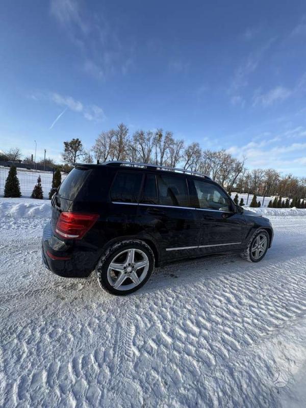 Black Mercedes-Benz GLK 220 2013 in Kaunas, with an engine capacity of 2.14 L and mileage of 295 thousand km for 10500 €, photo 6 on AUTOMOTO.COM.LV