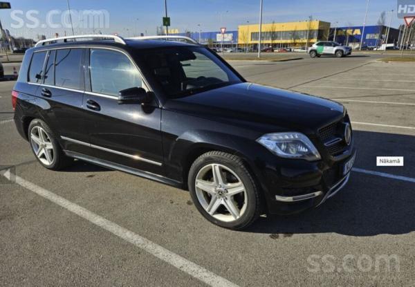 Melns Mercedes-Benz GLK 220 2013 Rīga, ar dzinēja tilpumu 2.20 L un nobraukumu 262 tūkst. km par 10950 €, foto 3 vietnē AUTOMOTO.COM.LV