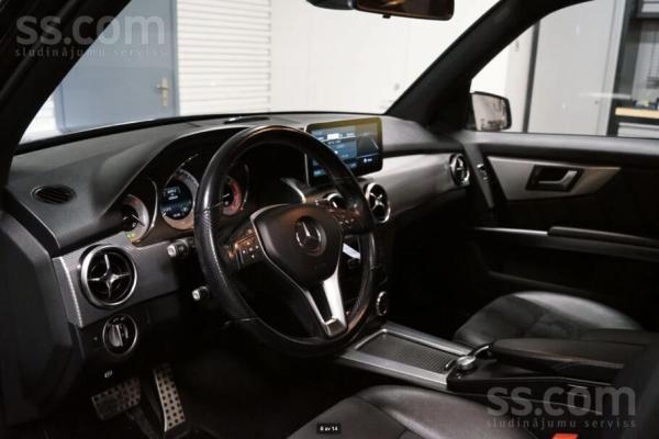 Melns Mercedes-Benz GLK 220 2013 Rīga, ar dzinēja tilpumu 2.20 L un nobraukumu 262 tūkst. km par 10950 €, foto 5 vietnē AUTOMOTO.COM.LV