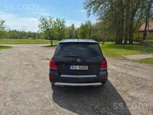 Melns Mercedes-Benz GLK 220 2013 Rīga, ar dzinēja tilpumu 2.20 L un nobraukumu 182 tūkst. km par 12900 €, foto 5 vietnē AUTOMOTO.COM.LV