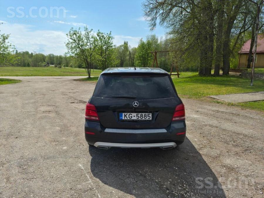 Melns Mercedes-Benz GLK 220 2013 Rīga, ar dzinēja tilpumu 2.20 L un nobraukumu 182 tūkst. km par 12900 €, foto 5 vietnē AUTOMOTO.COM.LV