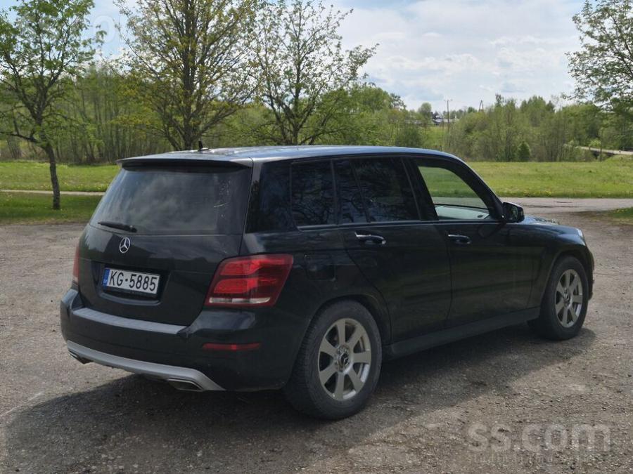 Melns Mercedes-Benz GLK 220 2013 Rīga, ar dzinēja tilpumu 2.20 L un nobraukumu 182 tūkst. km par 12900 €, foto 6 vietnē AUTOMOTO.COM.LV