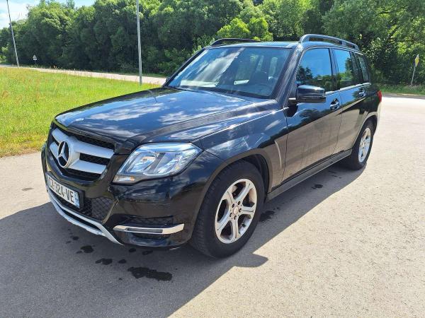 Black Mercedes-Benz GLK 220 2013 in Taurage, with an engine capacity of 2.14 L and mileage of 194 thousand km for 8300 €, photo 3 on AUTOMOTO.COM.LV