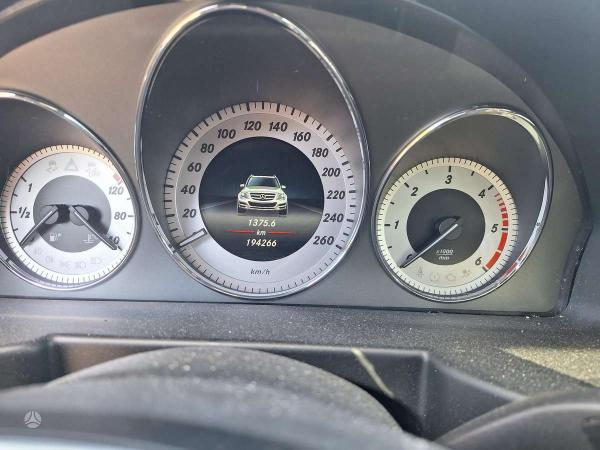 Black Mercedes-Benz GLK 220 2013 in Taurage, with an engine capacity of 2.14 L and mileage of 194 thousand km for 8300 €, photo 10 on AUTOMOTO.COM.LV
