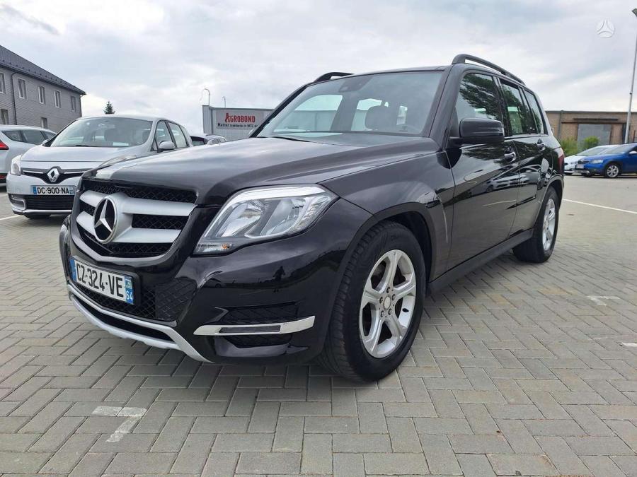Black Mercedes-Benz GLK 220 2013 in Taurage, with an engine capacity of 2.14 L and mileage of 194 thousand km for 8700 €, photo 1 on AUTOMOTO.COM.LV