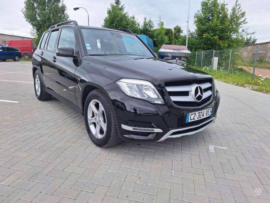 Black Mercedes-Benz GLK 220 2013 in Taurage, with an engine capacity of 2.14 L and mileage of 194 thousand km for 8700 €, photo 8 on AUTOMOTO.COM.LV