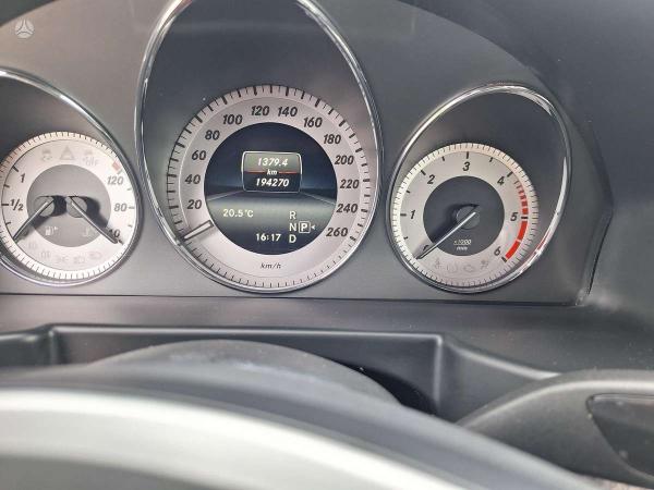 Black Mercedes-Benz GLK 220 2013 in Taurage, with an engine capacity of 2.14 L and mileage of 194 thousand km for 8700 €, photo 10 on AUTOMOTO.COM.LV