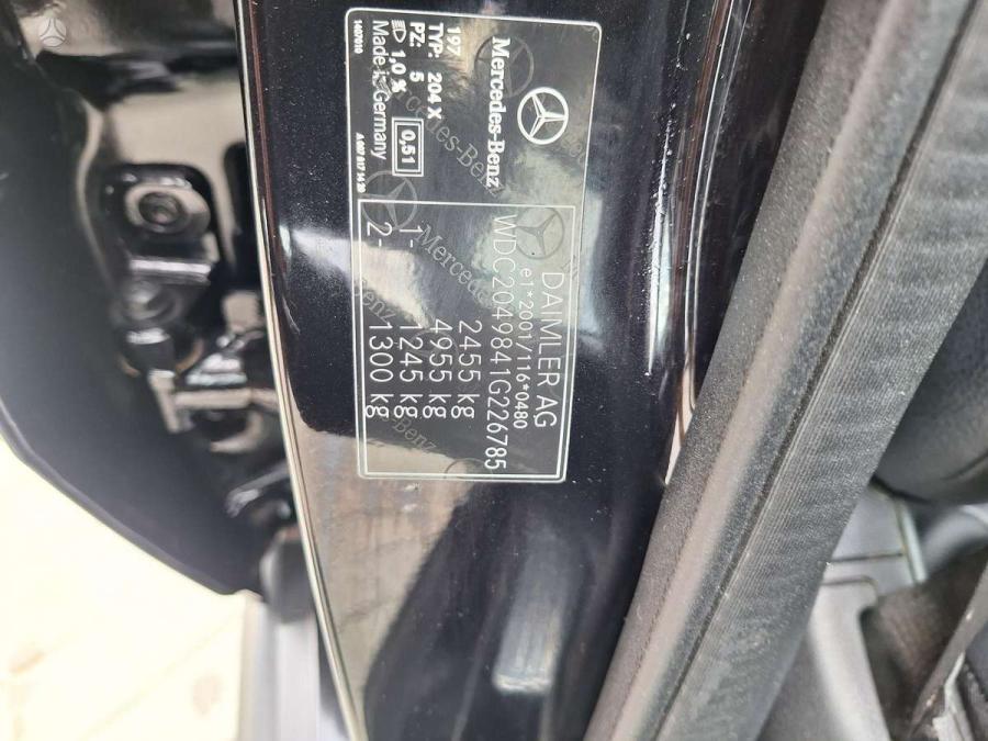 Black Mercedes-Benz GLK 220 2013 in Taurage, with an engine capacity of 2.14 L and mileage of 194 thousand km for 8700 €, photo 21 on AUTOMOTO.COM.LV