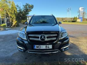 Melns Mercedes-Benz GLK 220 2014 Rīga, ar dzinēja tilpumu 2.20 L un nobraukumu 301 tūkst. km par 15000 €, foto 2 vietnē AUTOMOTO.COM.LV
