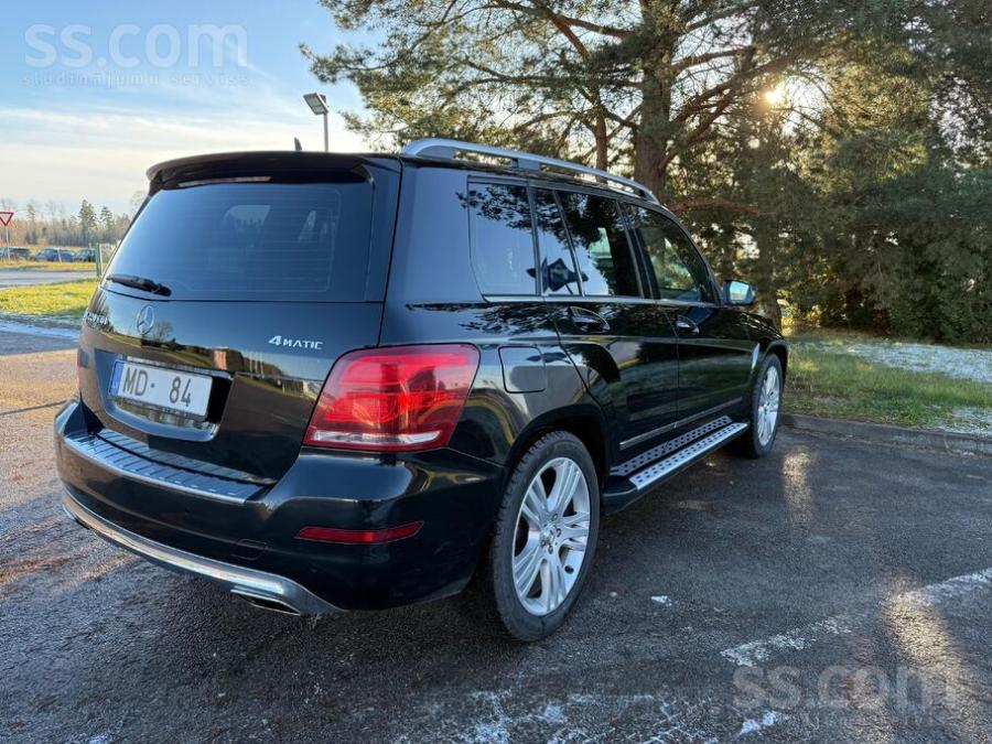 Melns Mercedes-Benz GLK 220 2014 Rīga, ar dzinēja tilpumu 2.20 L un nobraukumu 301 tūkst. km par 15000 €, foto 5 vietnē AUTOMOTO.COM.LV