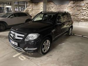 Melns Mercedes-Benz GLK 220 2014 Viļņa, ar dzinēja tilpumu 2.14 L un nobraukumu 289 tūkst. km par 10700 €, foto  vietnē AUTOMOTO.COM.LV