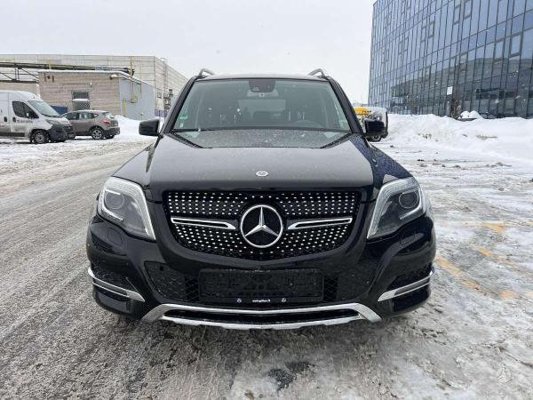 Melns Mercedes-Benz GLK 220 2014 Panevēža, ar dzinēja tilpumu 2.14 L un nobraukumu 380 tūkst. km par 9350 €, foto 5 vietnē AUTOMOTO.COM.LV