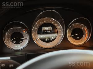 Black Mercedes-Benz GLK 220 2014 in Riga, with an engine capacity of 2.20 L and mileage of 0 thousand km for 8750 €, photo 9 on AUTOMOTO.COM.LV