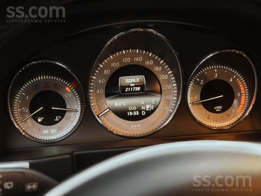 Black Mercedes-Benz GLK 220 2014 in Riga, with an engine capacity of 2.20 L and mileage of 0 thousand km for 8750 €, photo 9 on AUTOMOTO.COM.LV