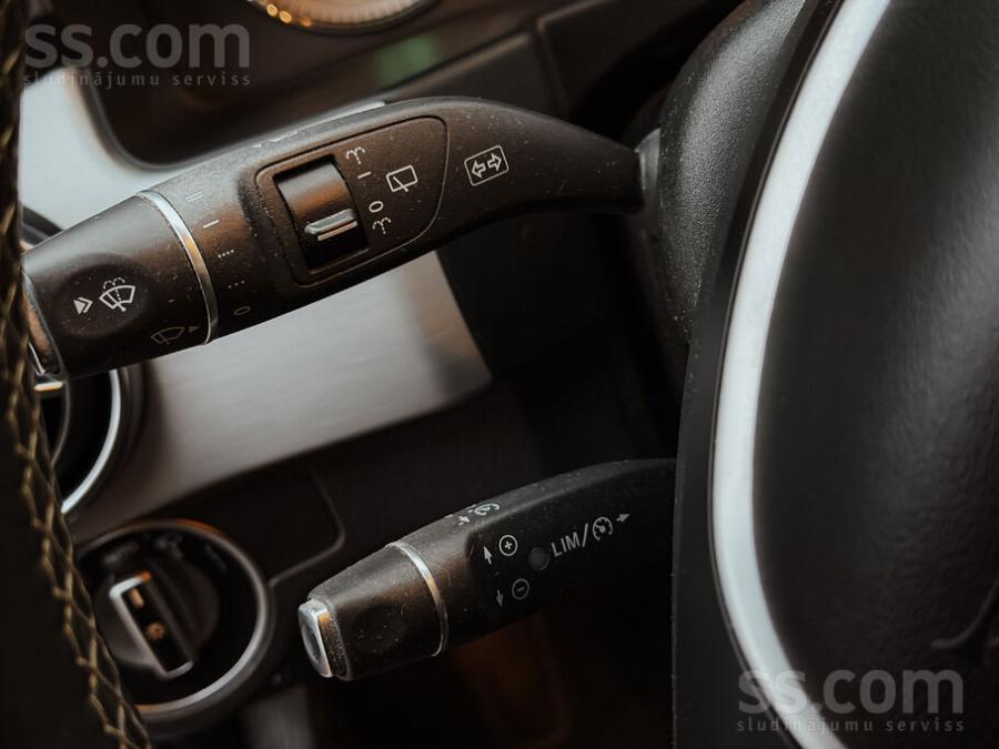 Black Mercedes-Benz GLK 220 2014 in Riga, with an engine capacity of 2.20 L and mileage of 0 thousand km for 8750 €, photo 11 on AUTOMOTO.COM.LV