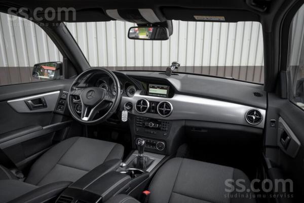 Black Mercedes-Benz GLK 220 2014 in Talsi, with an engine capacity of 2.20 L and mileage of 265 thousand km for 11950 €, photo 8 on AUTOMOTO.COM.LV