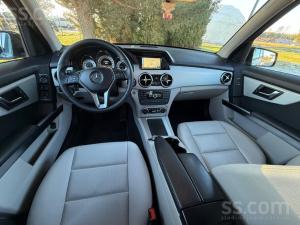 Melns Mercedes-Benz GLK 220 2014 Rīga, ar dzinēja tilpumu 2.20 L un nobraukumu 316 tūkst. km par 14500 €, foto 10 vietnē AUTOMOTO.COM.LV