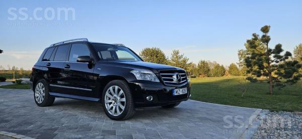 Black Mercedes-Benz GLK 220 2009 in Bauska, with an engine capacity of 2.20 L and mileage of 308 thousand km for 7000 €, photo 1 on AUTOMOTO.COM.LV