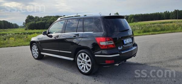 Melns Mercedes-Benz GLK 220 2009 Bauska, ar dzinēja tilpumu 2.20 L un nobraukumu 309 tūkst. km par 7100 €, foto 4 vietnē AUTOMOTO.COM.LV