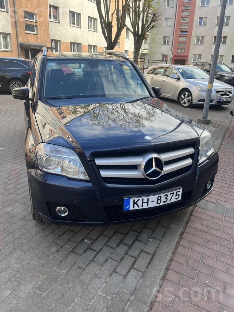 Zils Mercedes-Benz GLK 220 2011 Liepāja, ar dzinēja tilpumu 2.20 L un nobraukumu 293 tūkst. km par 7900 €, foto 1 vietnē AUTOMOTO.COM.LV
