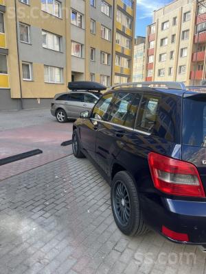 Zils Mercedes-Benz GLK 220 2011 Liepāja, ar dzinēja tilpumu 2.20 L un nobraukumu 293 tūkst. km par 7900 €, foto 4 vietnē AUTOMOTO.COM.LV