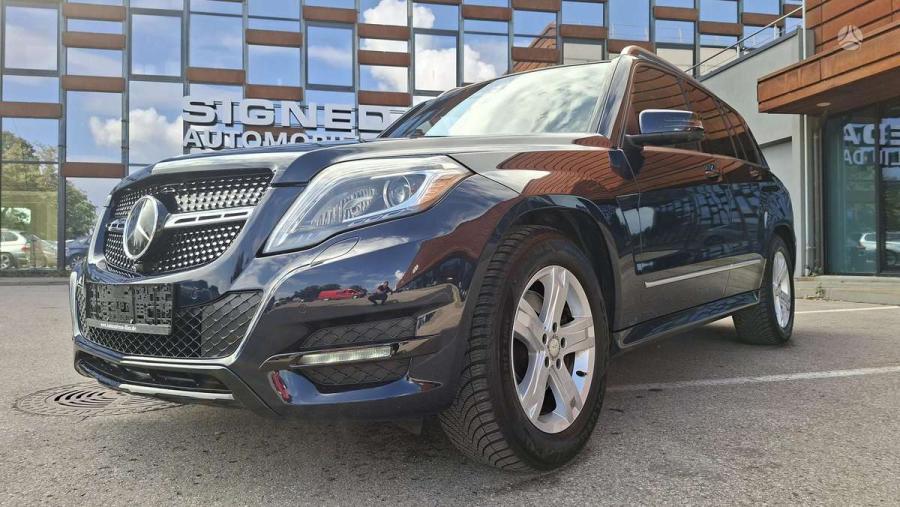 Blue Mercedes-Benz GLK 220 2013 in Kaunas, with an engine capacity of 2.14 L and mileage of 159 thousand km for 11850 €, photo 3 on AUTOMOTO.COM.LV