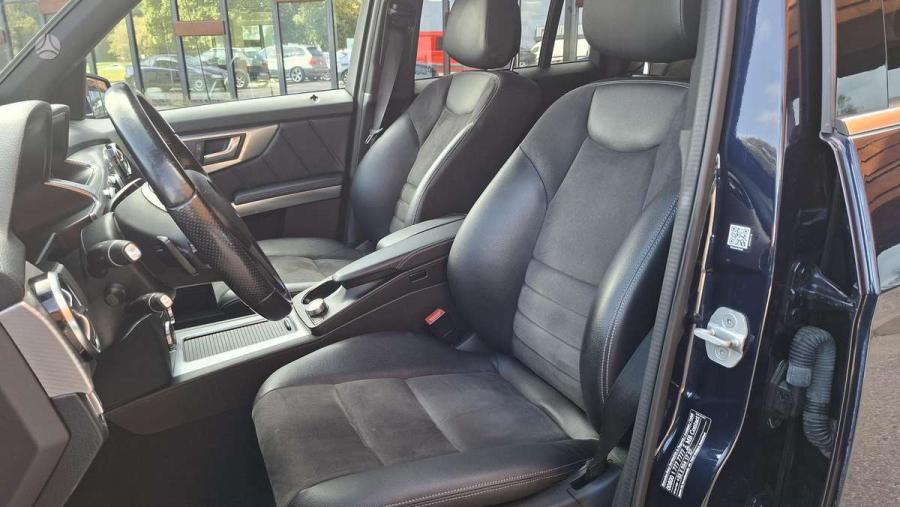 Blue Mercedes-Benz GLK 220 2013 in Kaunas, with an engine capacity of 2.14 L and mileage of 159 thousand km for 11850 €, photo 17 on AUTOMOTO.COM.LV