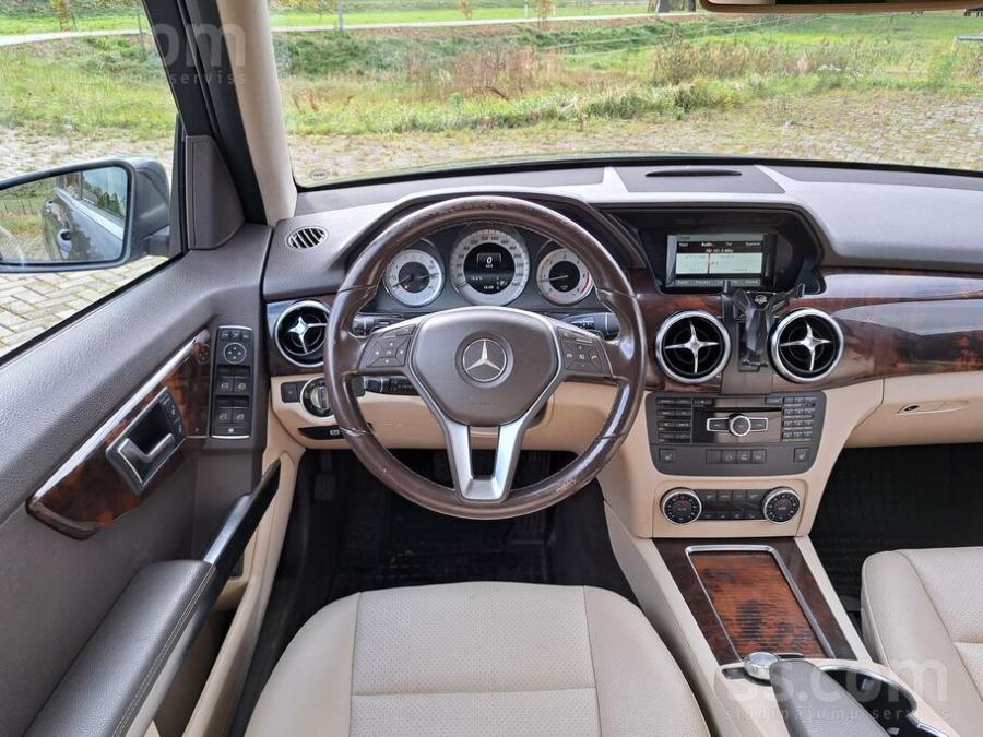 Blue Mercedes-Benz GLK 220 2014 in Valmiera, with an engine capacity of 2.10 L and mileage of 275 thousand km for 8600 €, photo 13 on AUTOMOTO.COM.LV