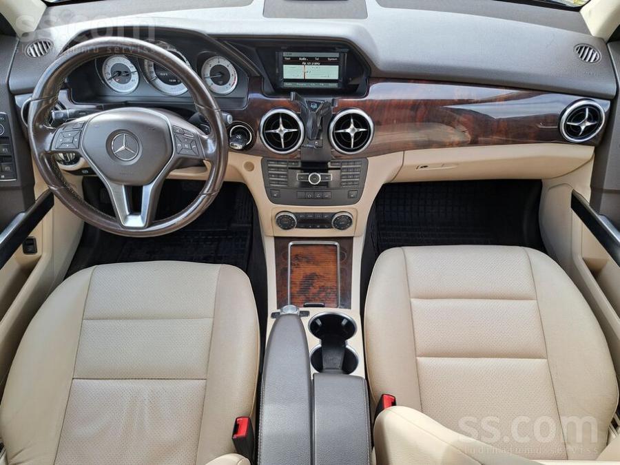 Blue Mercedes-Benz GLK 220 2014 in Valmiera, with an engine capacity of 2.10 L and mileage of 275 thousand km for 8600 €, photo 15 on AUTOMOTO.COM.LV