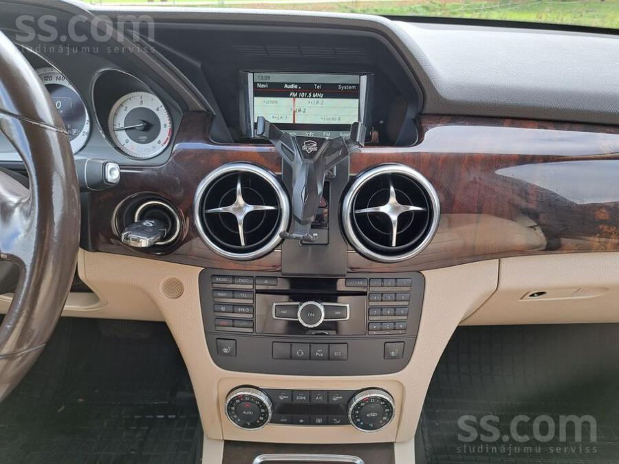 Blue Mercedes-Benz GLK 220 2014 in Valmiera, with an engine capacity of 2.10 L and mileage of 275 thousand km for 8600 €, photo 16 on AUTOMOTO.COM.LV