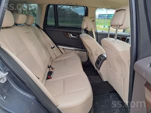 Blue Mercedes-Benz GLK 220 2014 in Valmiera, with an engine capacity of 2.10 L and mileage of 275 thousand km for 8600 €, photo 20 on AUTOMOTO.COM.LV