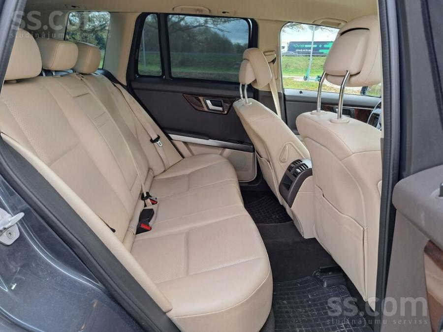 Blue Mercedes-Benz GLK 220 2014 in Valmiera, with an engine capacity of 2.10 L and mileage of 275 thousand km for 8600 €, photo 20 on AUTOMOTO.COM.LV