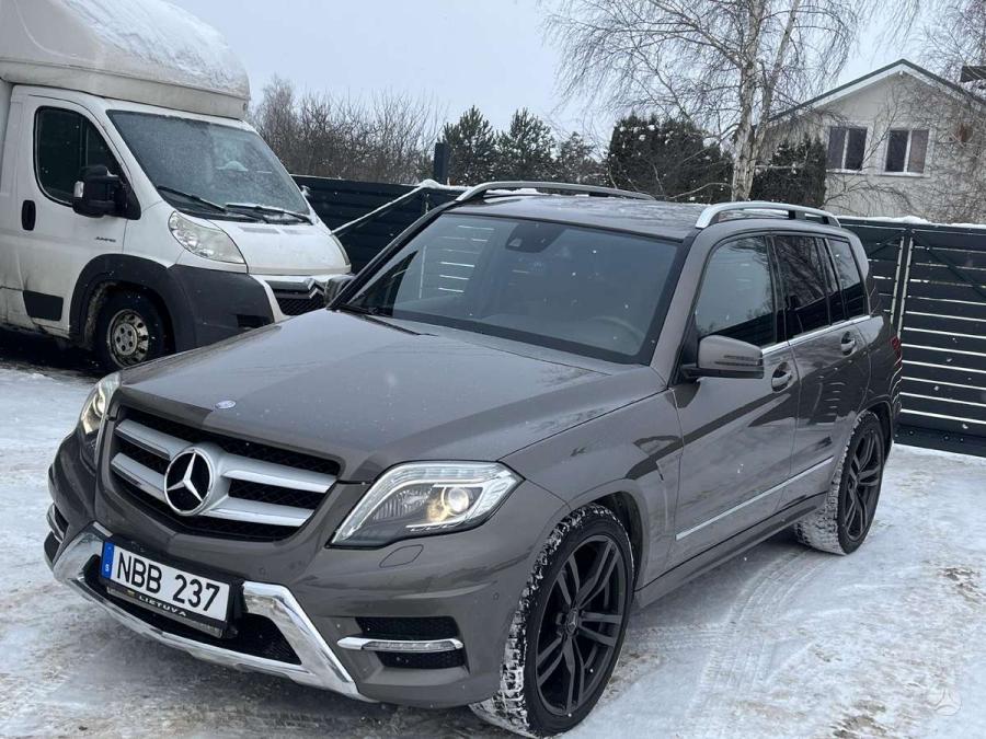 Brown Mercedes-Benz GLK 220 2013 in Vilnius, with an engine capacity of 2.14 L and mileage of 287 thousand km for 11700 €, photo 10 on AUTOMOTO.COM.LV