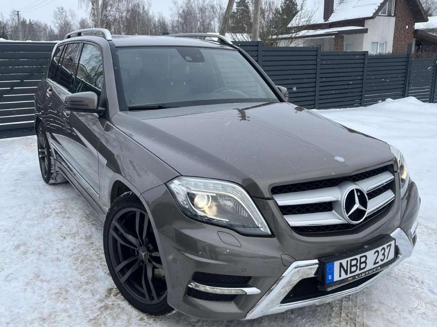 Brown Mercedes-Benz GLK 220 2013 in Vilnius, with an engine capacity of 2.14 L and mileage of 287 thousand km for 11700 €, photo 15 on AUTOMOTO.COM.LV