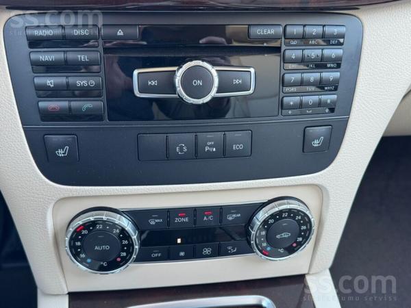 Brown Mercedes-Benz GLK 220 2013 in Jelgava, with an engine capacity of 2.20 L and mileage of 187 thousand km for 13950 €, photo 7 on AUTOMOTO.COM.LV