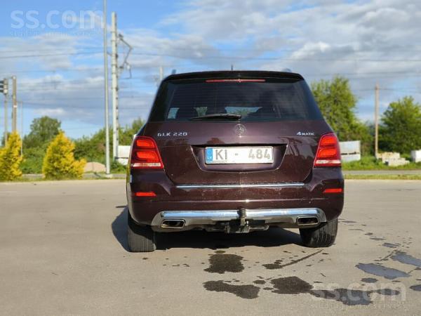 Brown Mercedes-Benz GLK 220 2013 in Riga, with an engine capacity of 2.20 L and mileage of 330 thousand km for 12950 €, photo 7 on AUTOMOTO.COM.LV