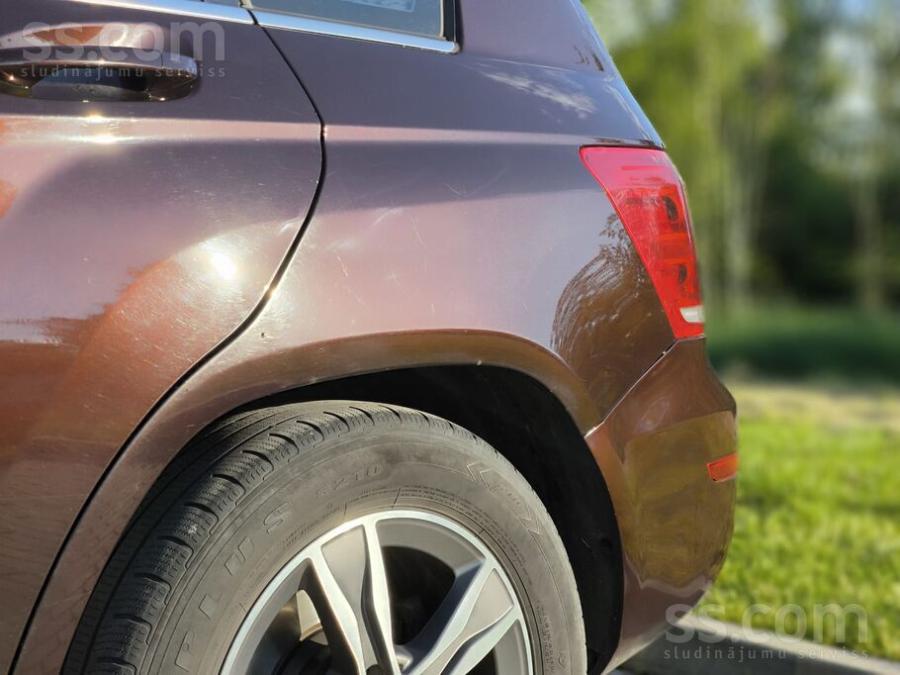 Brūns Mercedes-Benz GLK 220 2013 Rīga, ar dzinēja tilpumu 2.20 L un nobraukumu 319 tūkst. km par 10900 €, foto 14 vietnē AUTOMOTO.COM.LV