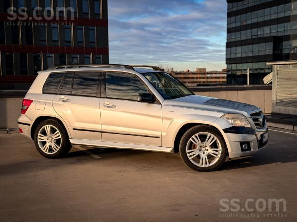 Mercedes-Benz GLK 220 2009 Rīga, ar dzinēja tilpumu 2.20 L un nobraukumu 0 tūkst. km par 6950 €, foto 3 vietnē AUTOMOTO.COM.LV