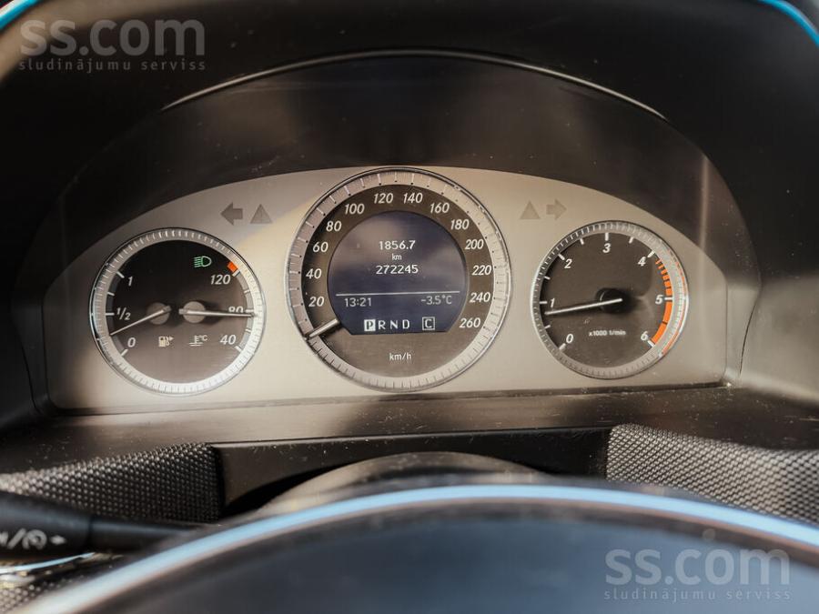 Mercedes-Benz GLK 220 2009 Rīga, ar dzinēja tilpumu 2.20 L un nobraukumu 0 tūkst. km par 6950 €, foto 8 vietnē AUTOMOTO.COM.LV