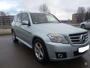 Zaļš Mercedes-Benz GLK 220 2009 Alīta, ar dzinēja tilpumu 2.10 L un nobraukumu 279 tūkst. km par 5999 €, foto  vietnē AUTOMOTO.COM.LV
